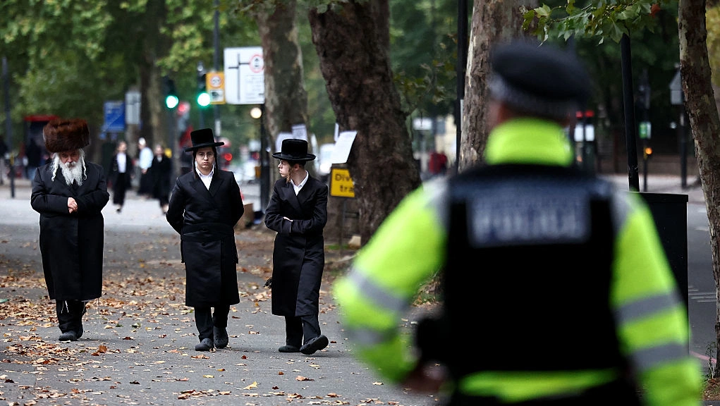 UK Jewish leader to emigrate to Israel over antisemitism fears