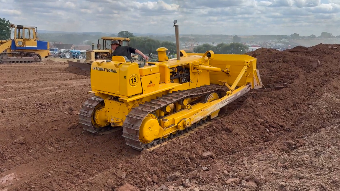 Old giant bulldozer still moving massive loads today