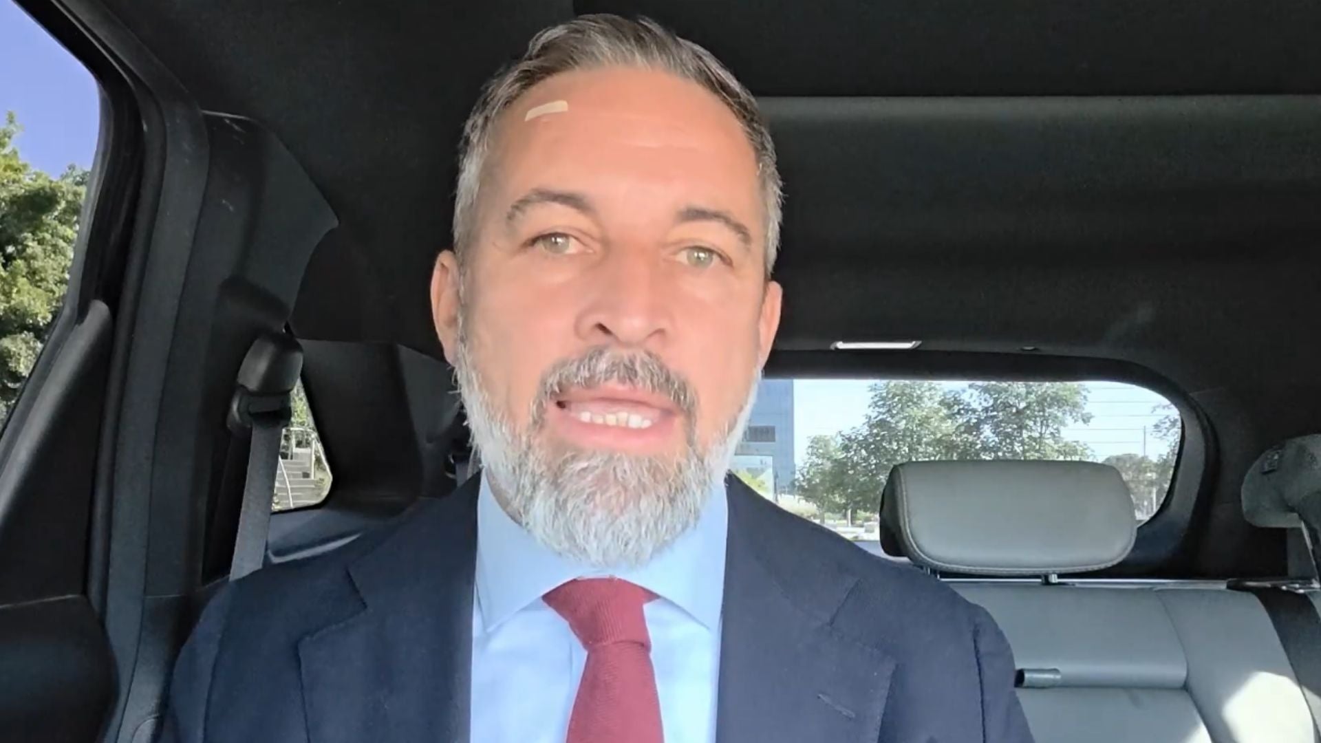 Abascal lanza un duro vídeo contra Sánchez tras la entrada de la UCO en ...