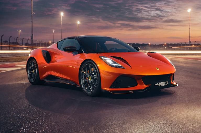 New Lotus Emira 420 Sport sheds weight, boosts agility for £106k