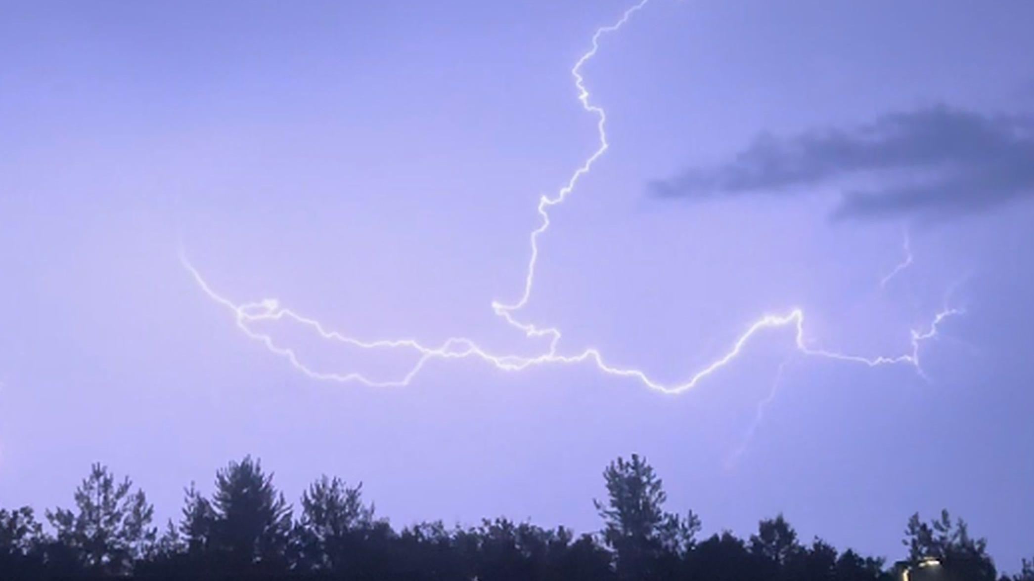 Yellow weather warning for thunderstorms issued