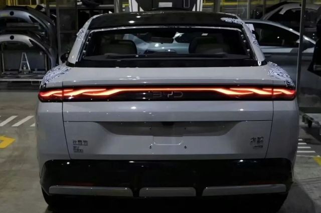 BYD's new Great Han, with 621-mile range and a 5-minute charge, spotted ...