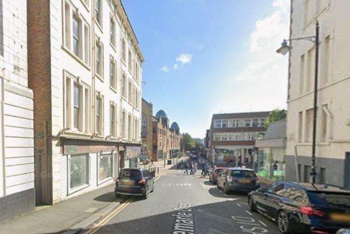 Empty shop to become laundrette after plans given green light