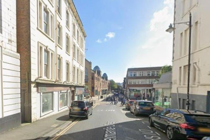 Empty shop to become laundrette after plans given green light