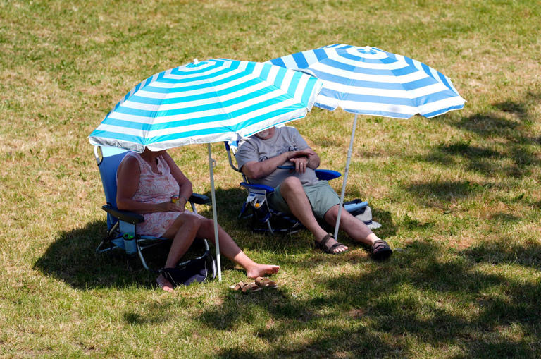 Britons urged to keep safe after nine water-related heatwave deaths