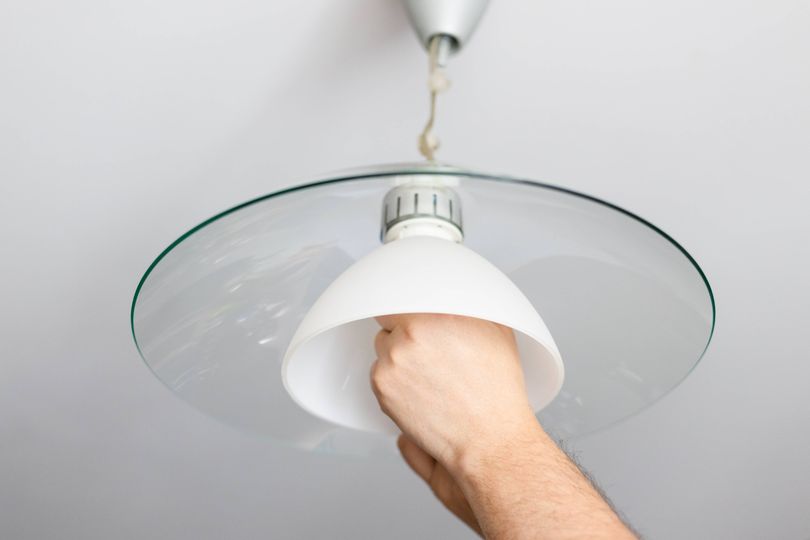 One in seven homeowners ignore dangerous electrical faults like burning ...