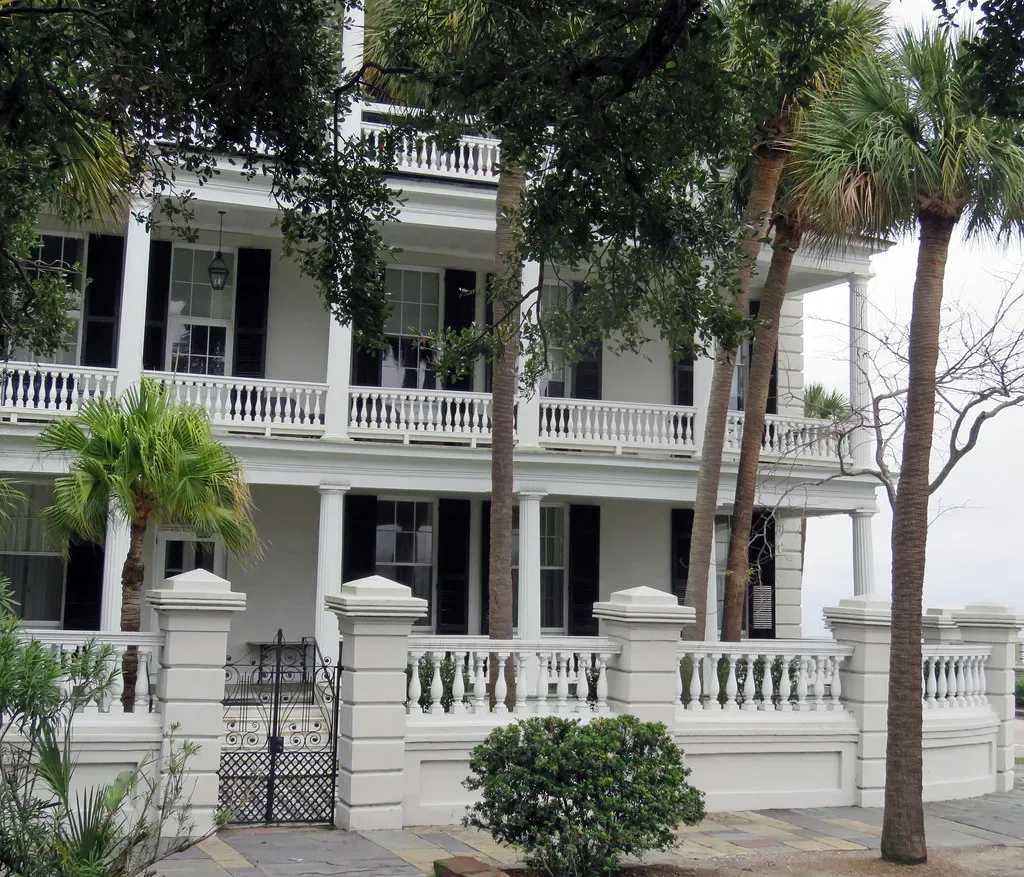 The 5 most inviting front porches in America (and 4 that went ...