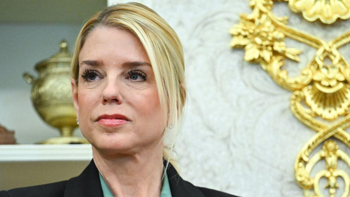Pam Bondi's secret thyroid cancer battle revealed after exit from ...