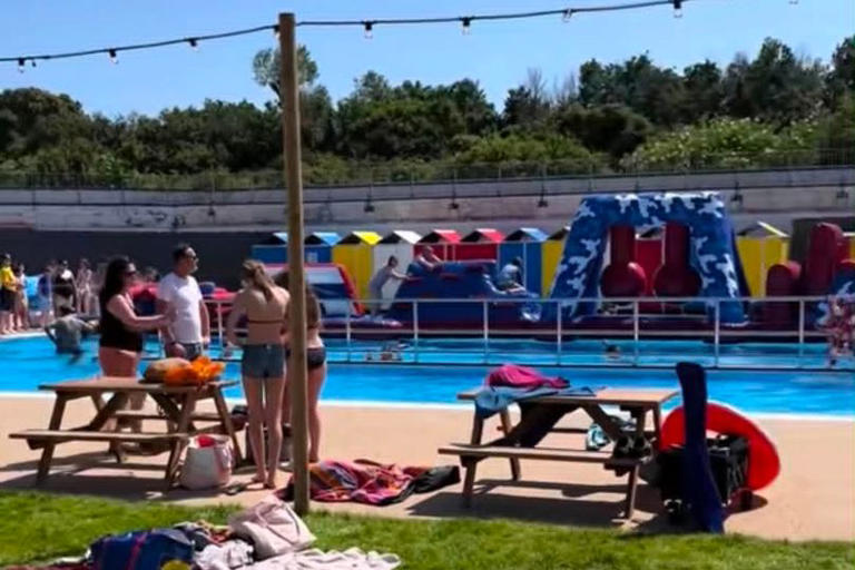 I tried outdoor swimming pool 1hr from Surrey that's perfect in the ...