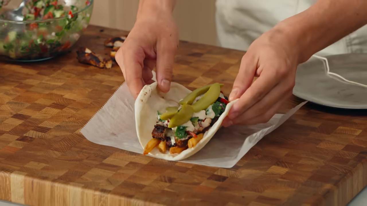 From yogurt marinade to crispy edges - shawarma technique
