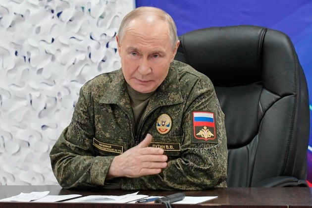 Putin is 'going backwards' on Ukraine battlefield as Russian deaths ...