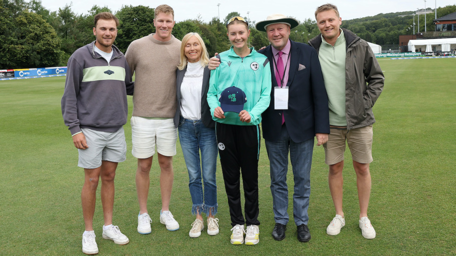Alice Tector replaces injured Laura Delany in Ireland's T20 World Cup squad