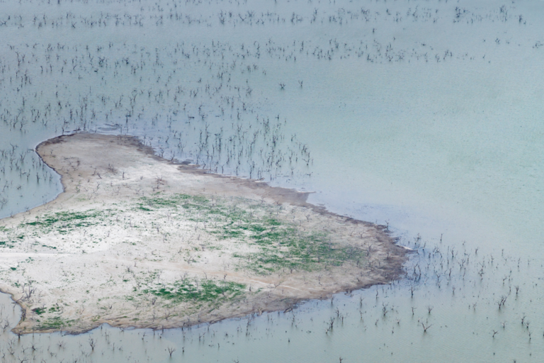 Map shows 6 US reservoirs at their lowest May levels in 30 years