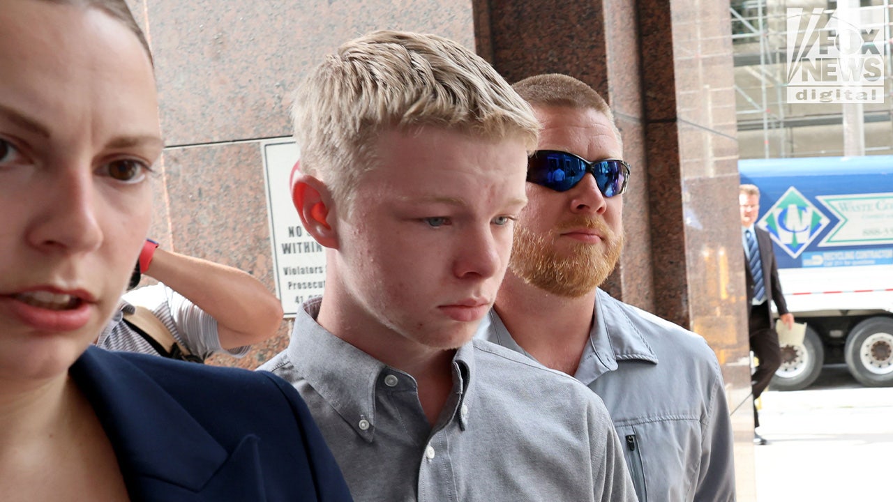 Teen stepbrother accused of killing Anna Kepner on Carnival cruise ...