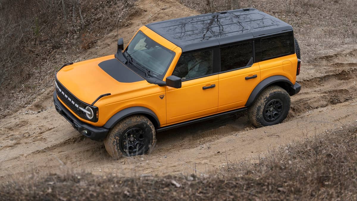 Ford Bronco's new roof design could fix the biggest hassle of open-air ...
