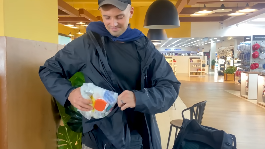 Stop wearing these airport outfits because TSA will flag you faster in 2026