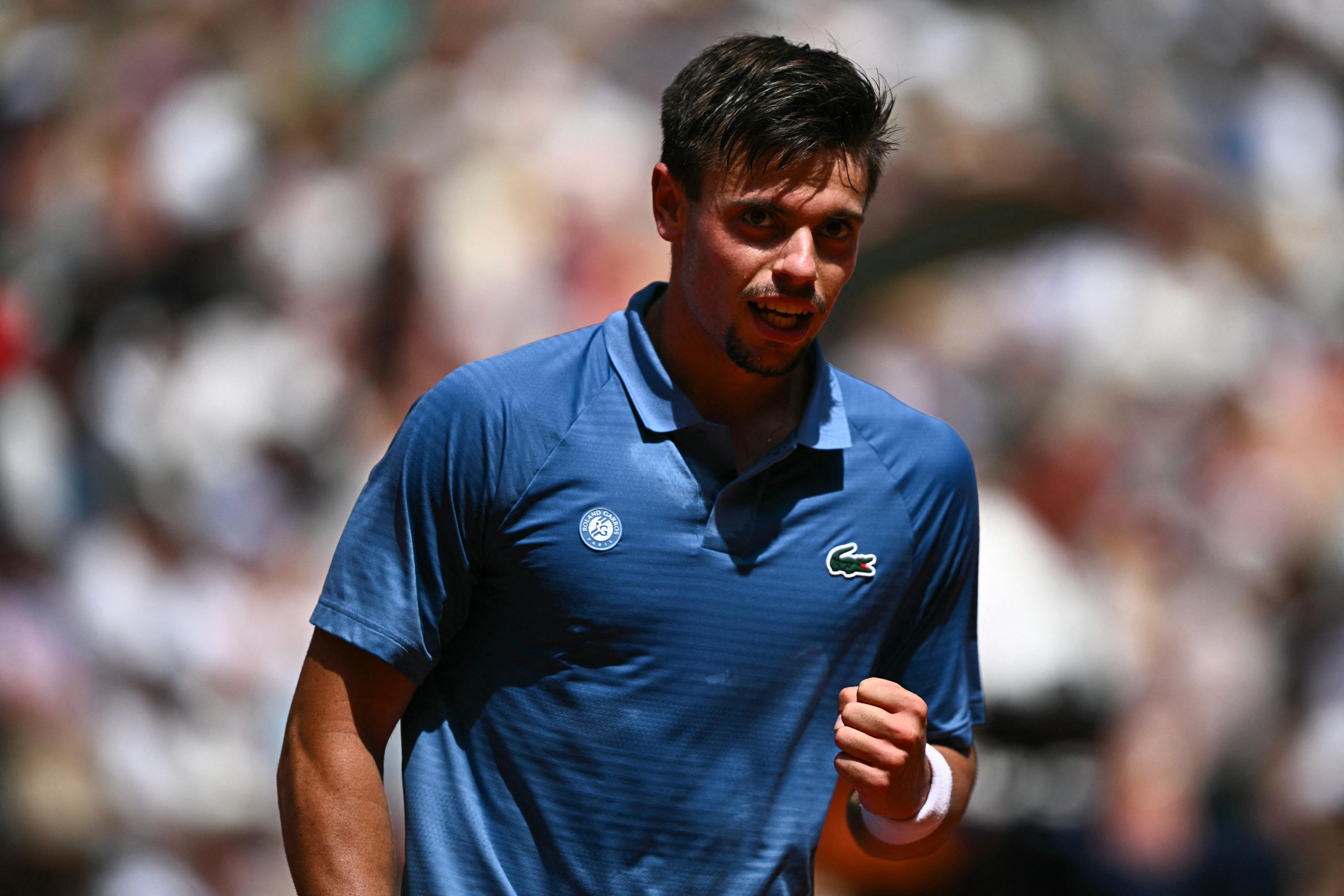 French Open umpire reluctantly grants emergency bathroom break request
