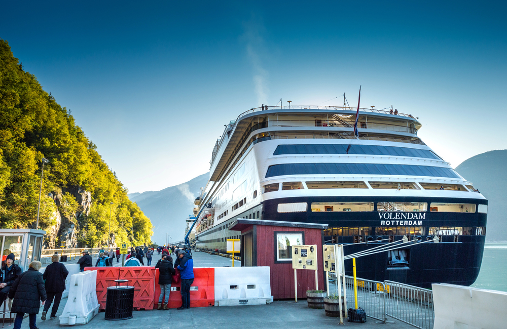 16 cruise ship rules passengers don’t learn until they’ve broken them