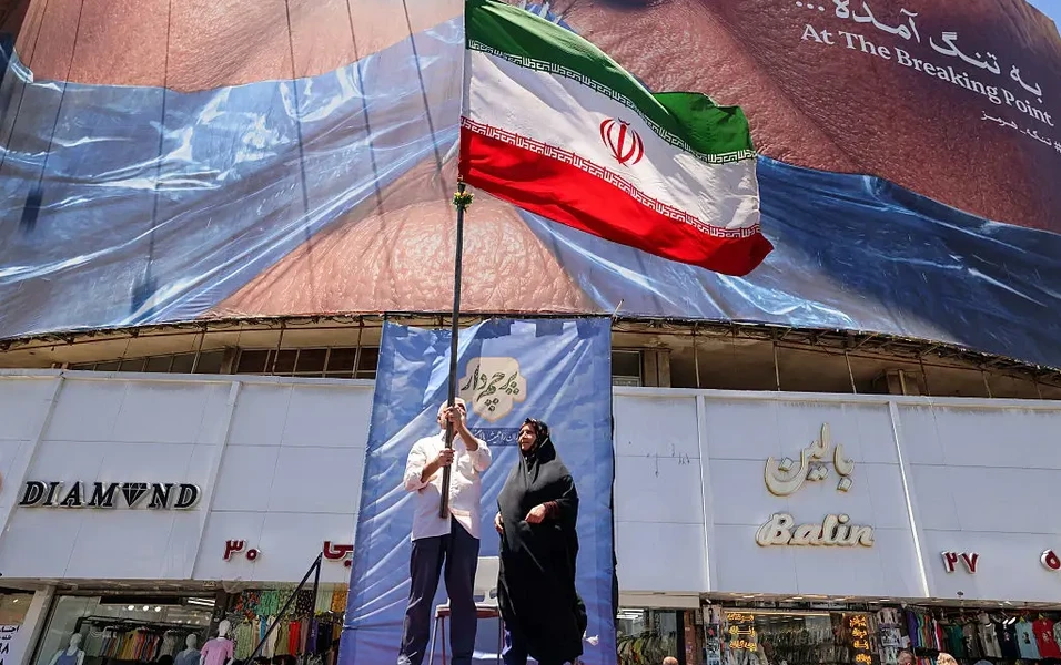 US strikes Iranian targets amid fragile ceasefire talks