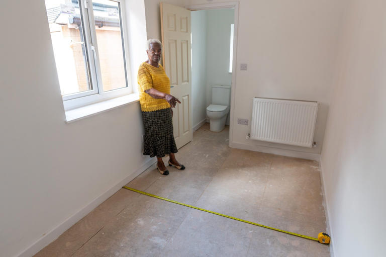 Builder makes gran’s £36k extension too small to fit her bed