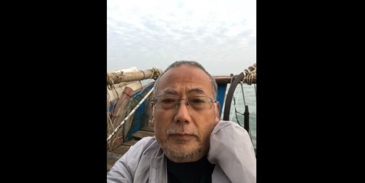 Desperate former Chinese cop flees regime on a rubber boat: 'He's truly ...