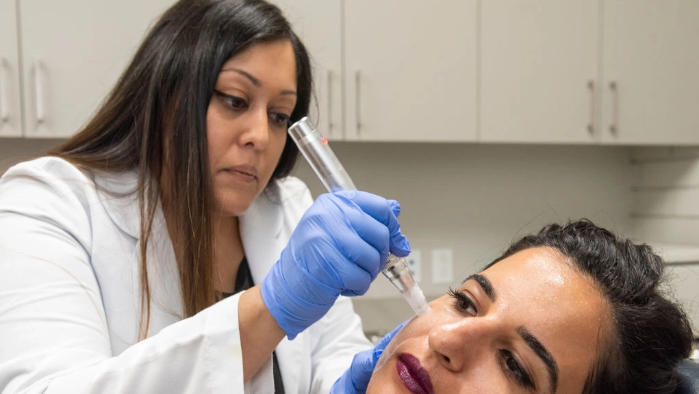 Hyaluronic acid tips your skin will love