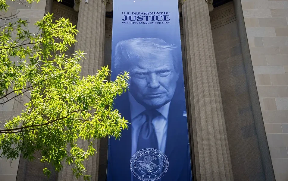 Trump faces mounting backlash over politicized DOJ and public conduct