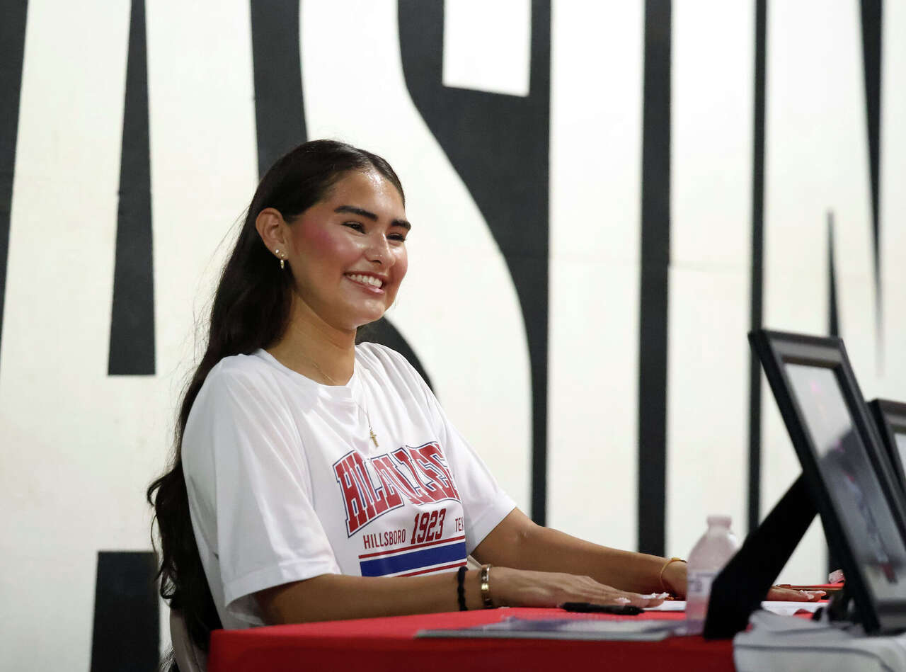 United’s Tatiana Mejia signs with Hill College softball