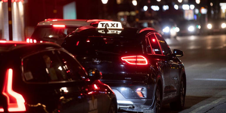 Anmälningar om dyr svarttaxi har fördubblats