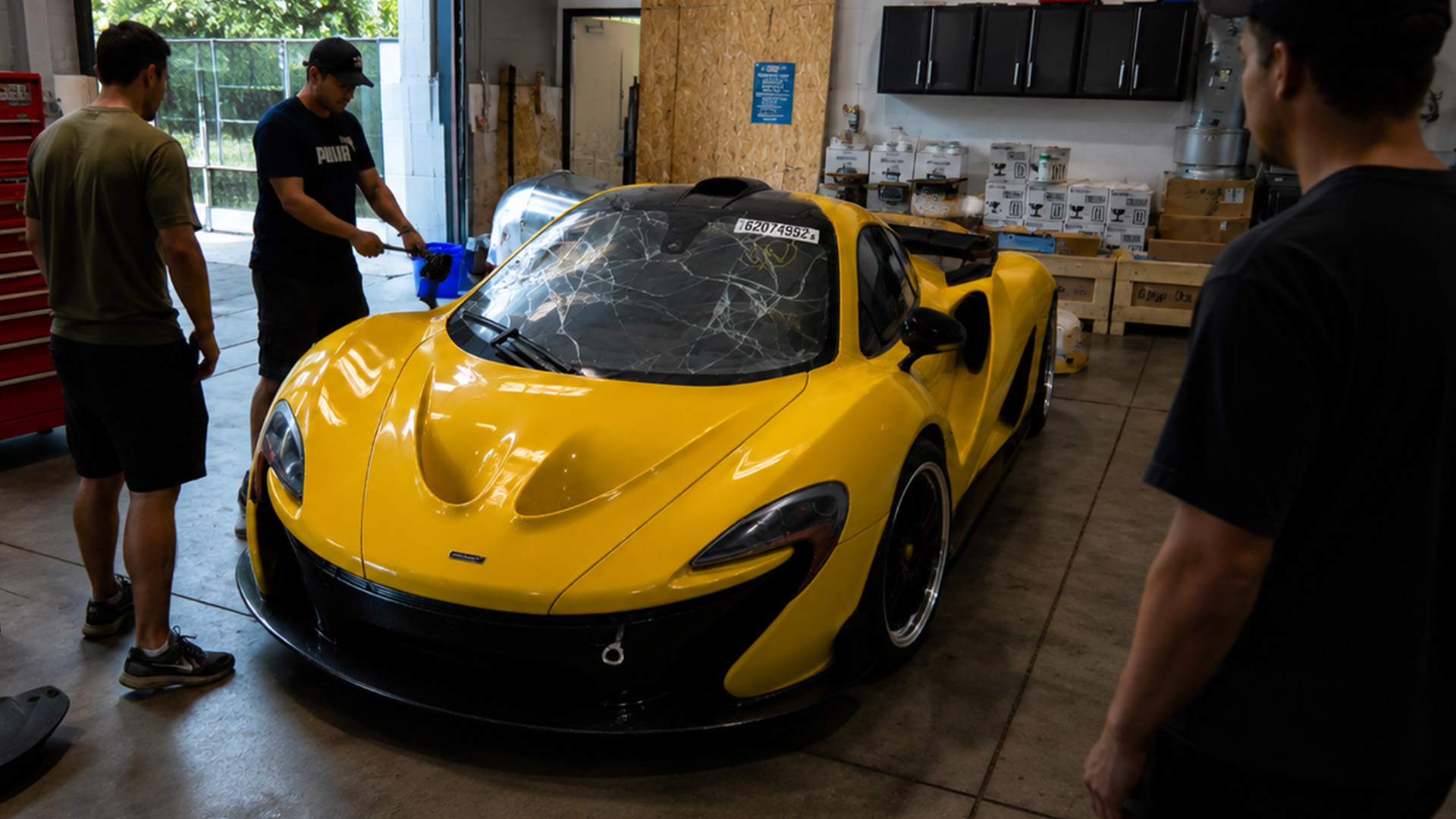Behind the scenes with this rebuilt McLaren P1