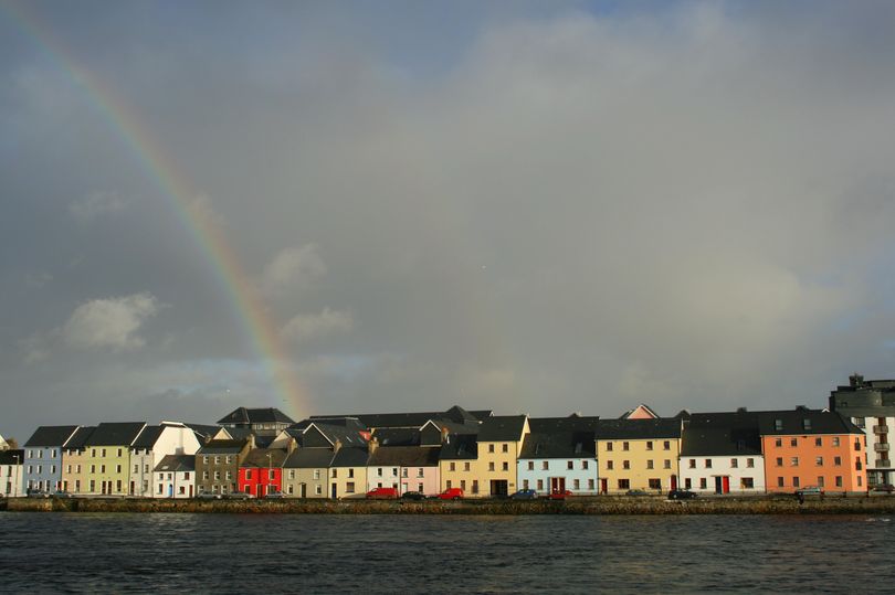 Met Eireann heatwave warning end time as big change hitting Ireland