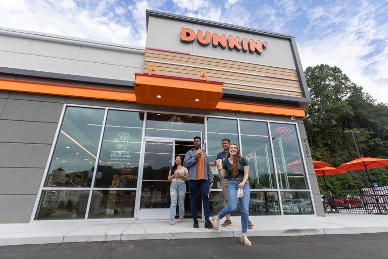 Dunkin’ Iced Coffee Day supports children battling hunger, illness