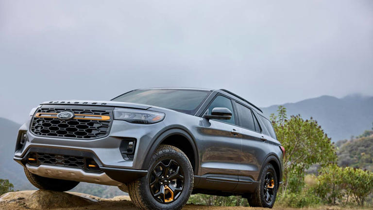 2027 Ford Explorer order guide leak reveals more V6 options and new ...