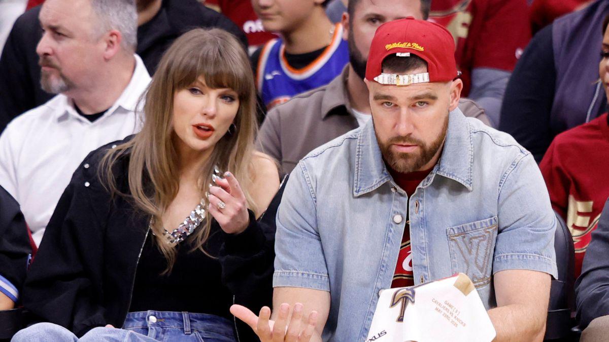 Taylor Swift and Travis Kelce’s courtside beer chug exposes ...