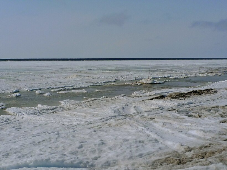 In 1997, melting Yukon ice revealed ancient hunting gear that changed ...
