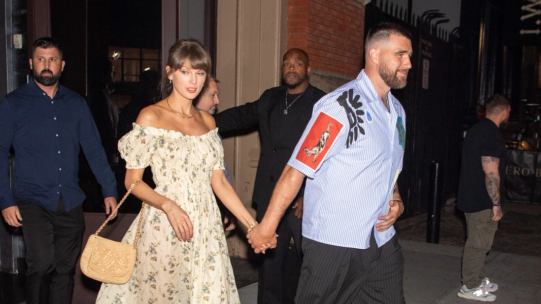 Kelce’s authenticity and wedding rules spark mixed reactions