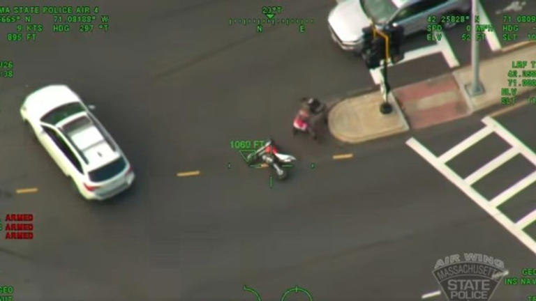 Massachusetts State Police use Air Wing to capture fleeing dirt bikes ...