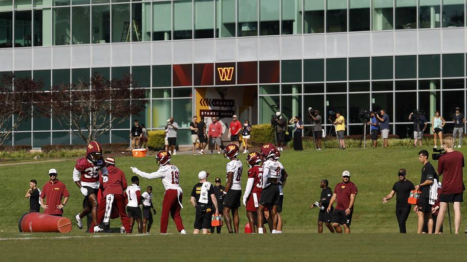 Commanders 53-man roster projection: Who makes the cut before OTAs?