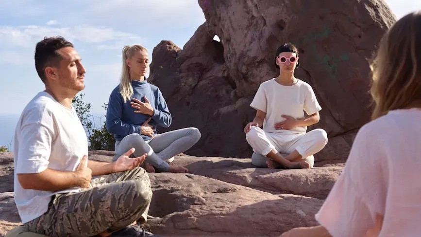 The 9 energy healing habits wellness experts say actually reduce stress