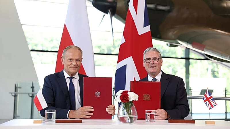 UK and Poland sign 'major' defence treaty as Starmer continues to ...