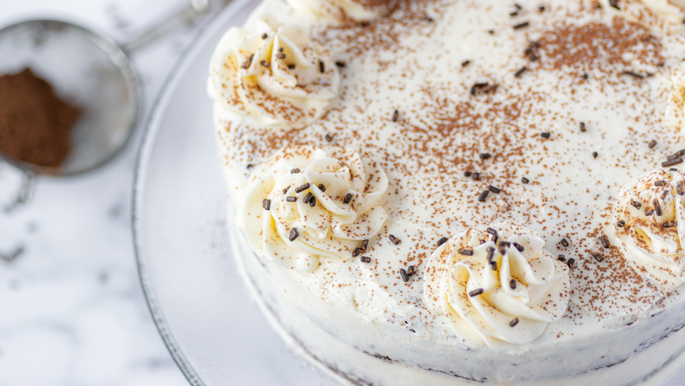 This vegan chocolate cake is surprisingly delicious