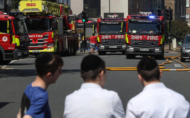 Fire ravages major kosher supermarket in London’s Golders Green ...