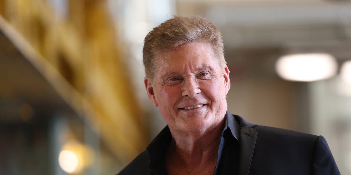 David Hasselhoff oggi: a 73 anni, come sta la star di Baywatch?