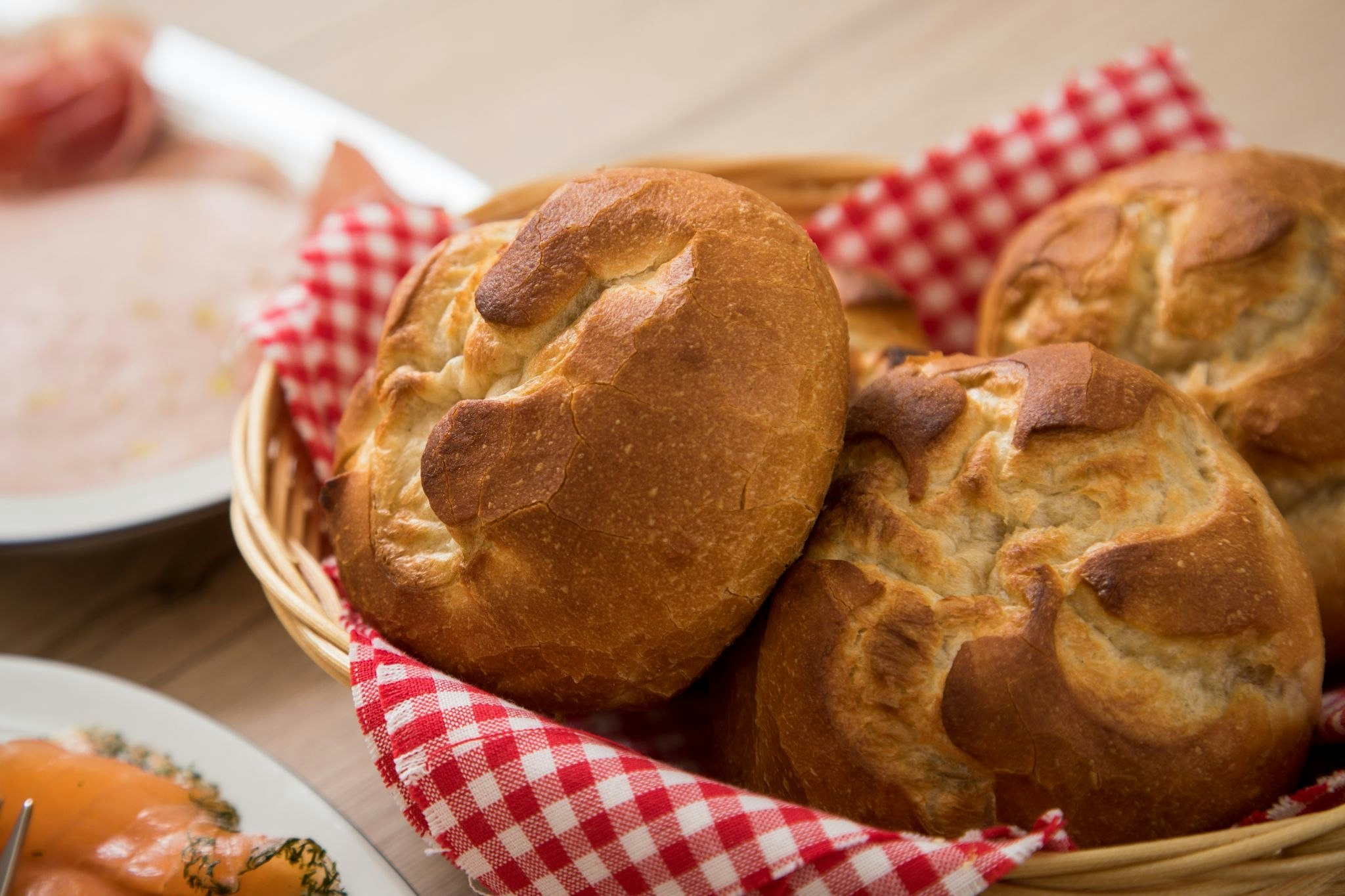 Alkohol im Aufbackbrötchen: In diesen Lebensmitteln steckt die ...