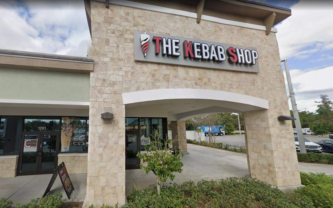 Kebab shop in Coral Springs takes protein connected to E coli outbreak ...