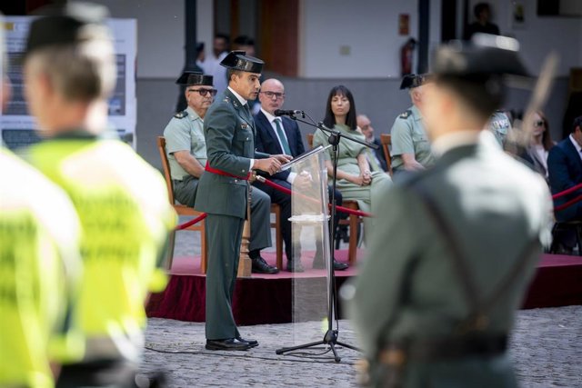 El general Francisco Almansa toma posesión como jefe de la Guardia ...