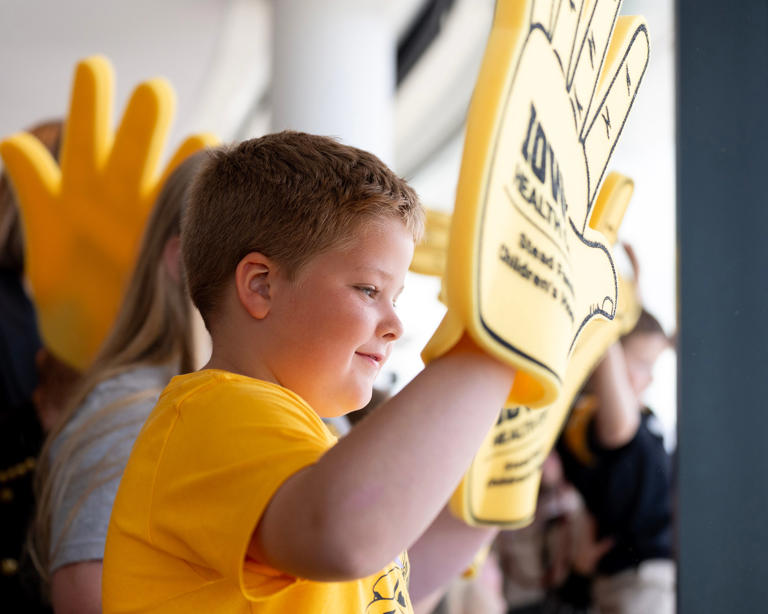 Gov. Kim Reynolds signs vape tax to fund $3M pediatric cancer research