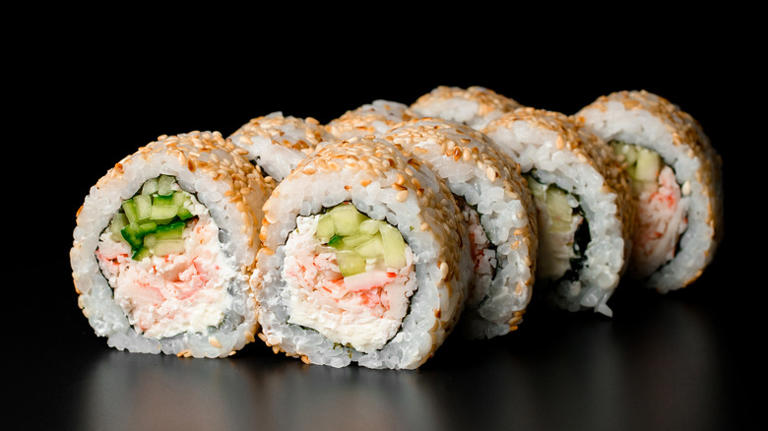 13 regional seafood dishes everyone should try at least once
