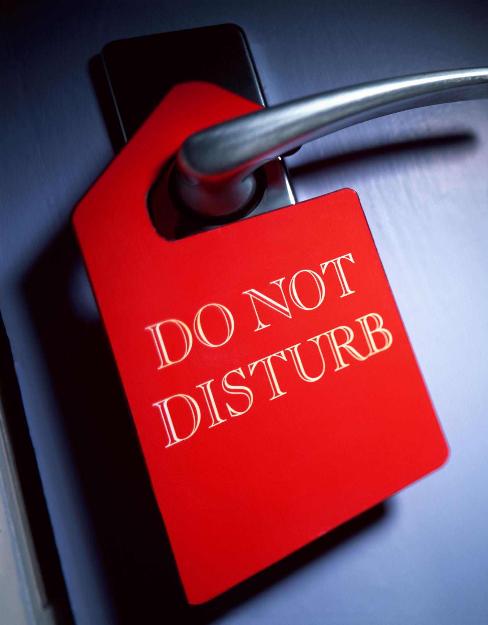 30 things hotel, hospital and airport staff notice that you don’t