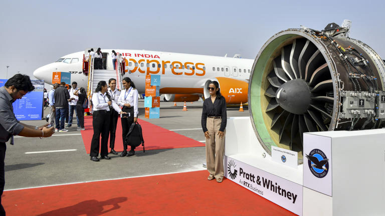AI, IndiGo, AI Express cut domestic flights amid rising fuel costs ...
